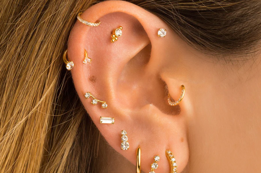 Est-ce que l'anti-hélix fait mal ? | Agate Piercing